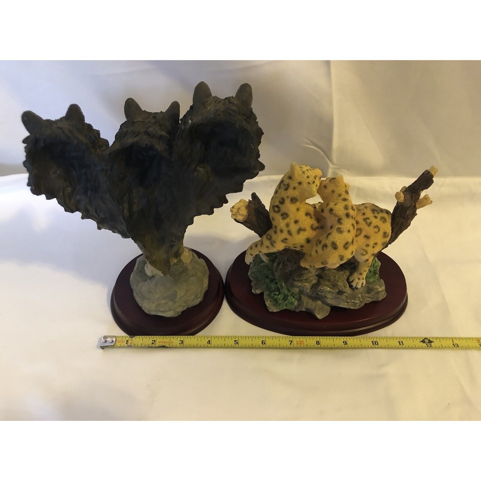 Wolf And Tiger Family Figurine by Classic Wildlife Collection | eBay UK