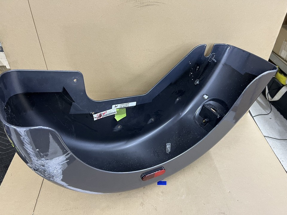 2022 OEM Harley-Davidson Tri Glide FLHTCUTG Right Side Rear Fender | eBay
