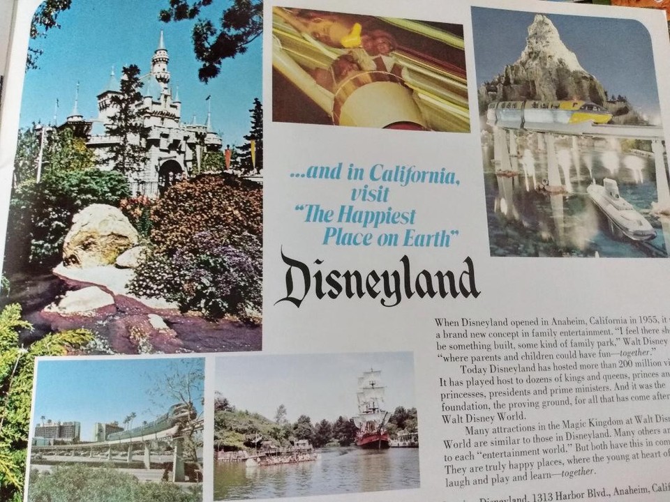 LOT of Disney World 1981 Pictorial Color Souvenir Booklet & Unused ...