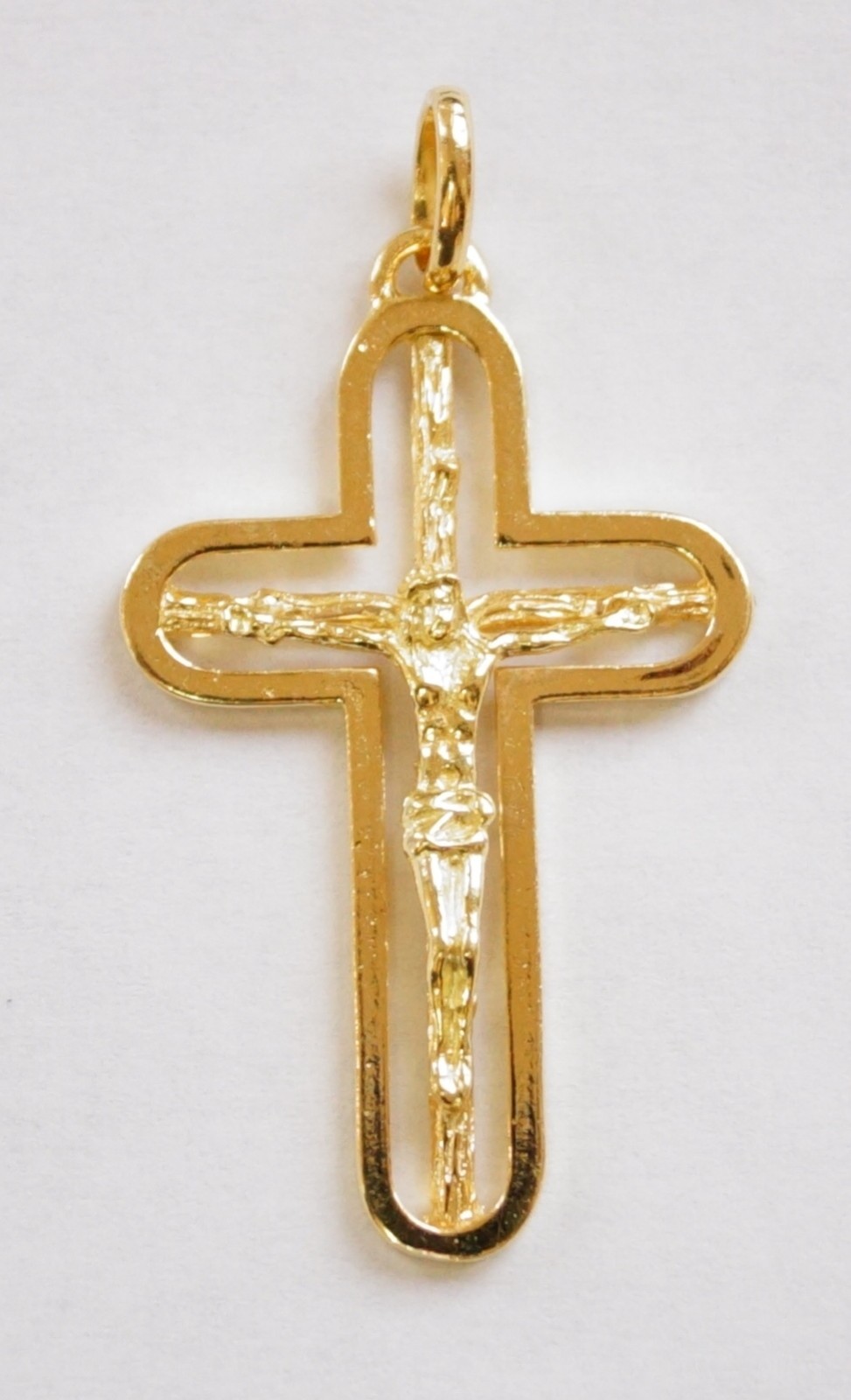 18k Yellow Gold Crucifix Cross Pendant - Gem