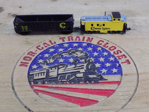 Nice N Scale Chessie Systems Hopper and Caboose, no boxes Lot #P77 | eBay