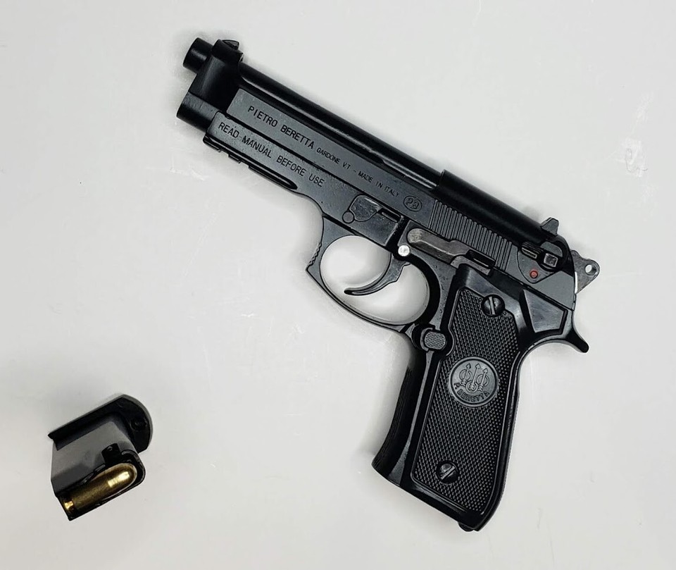 ALLOY EMPIRE Beretta M92 A1 Shell Eject COLLECTOR Toy Gun 1:2 Mini Guns ...