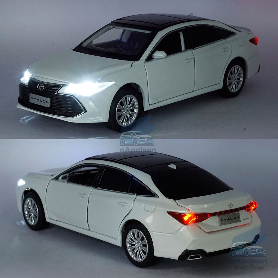 1:32 Toyota Avalon Sedan Model Car Diecast Toy Vehicle Collection Kid ...