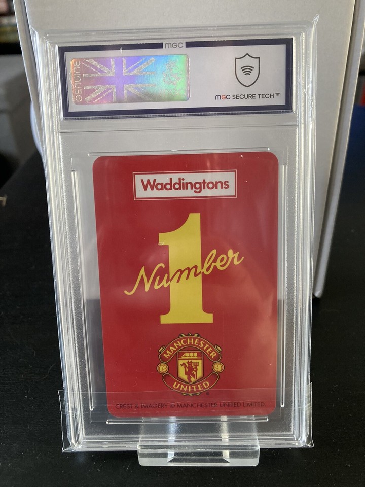 Manchester United King Of Hearts George Best Playing Card Graded MGC 7 ...