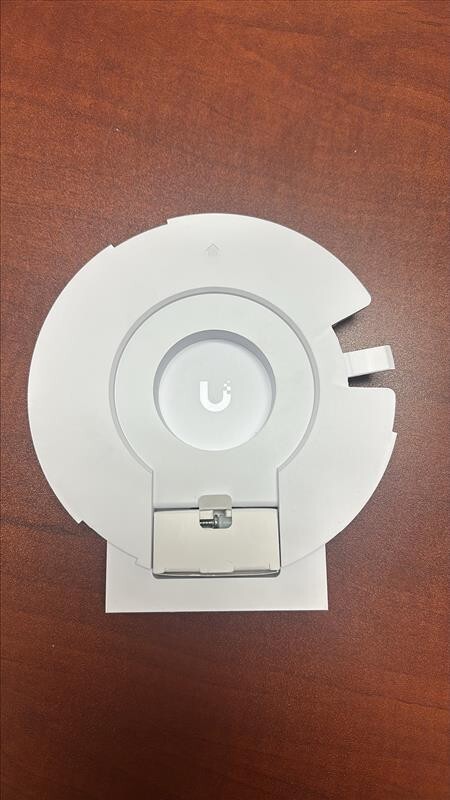 UniFi Pro AP Arm Mount (UACC-Pro-AP-AM) Wall-Mounted Access Point ...