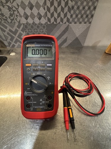 Fluke 28 II EX Intrinsically Safe IP67 True RMS, Digital Multimeter ...