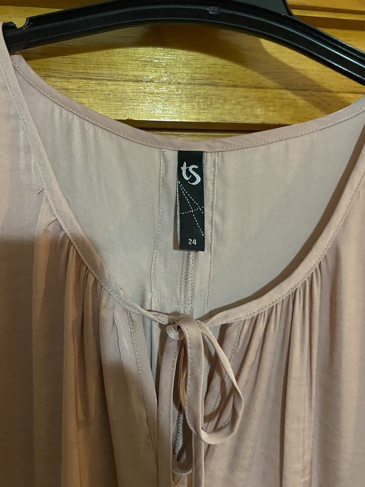 TAKING SHAPE PLUS SIZE 24 Heart & Soul Pink Top / Blouse | eBay Australia