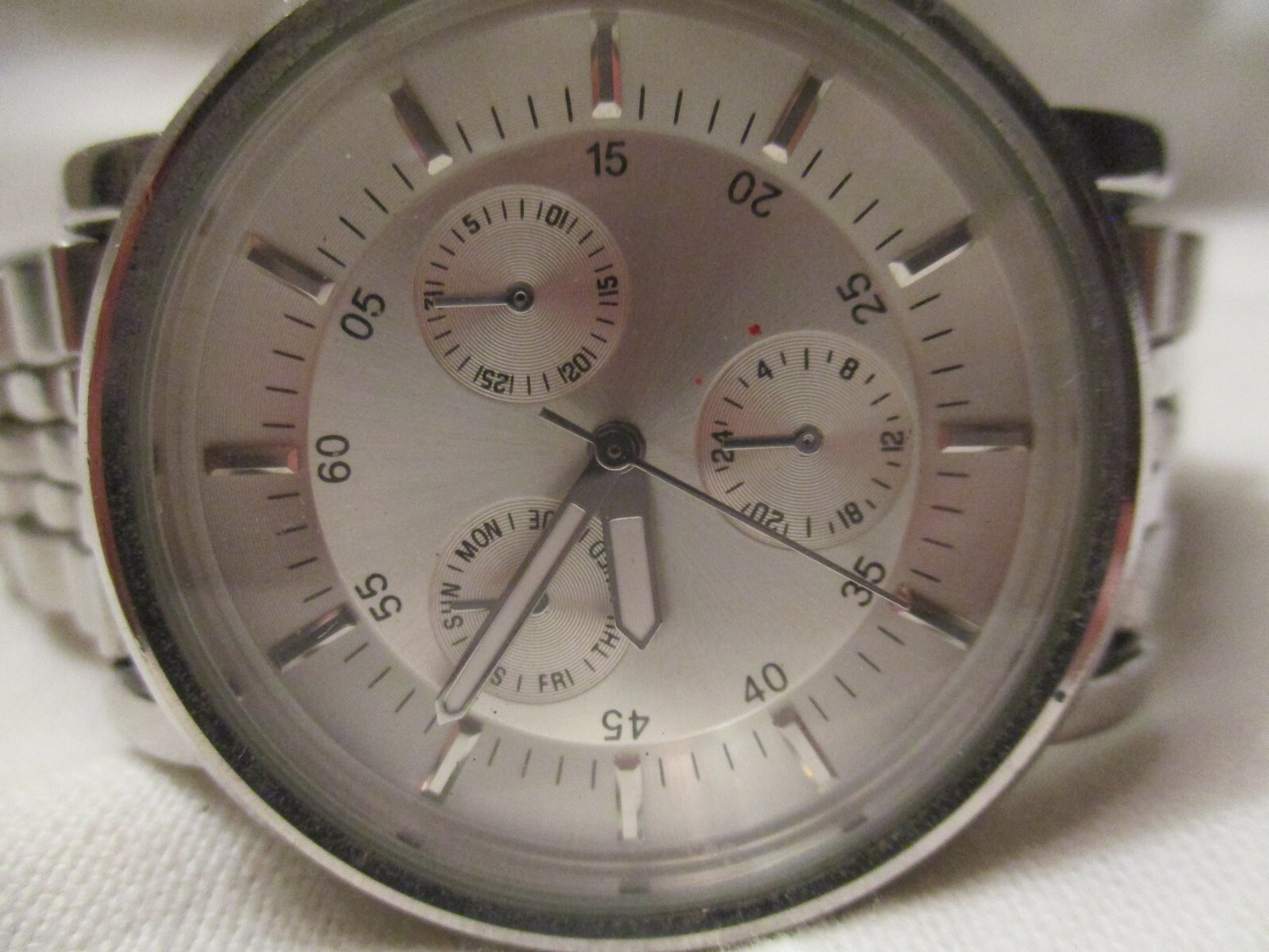 Merona Wristwatch Round Face Silver Toned Stainless Steel Band | eBay