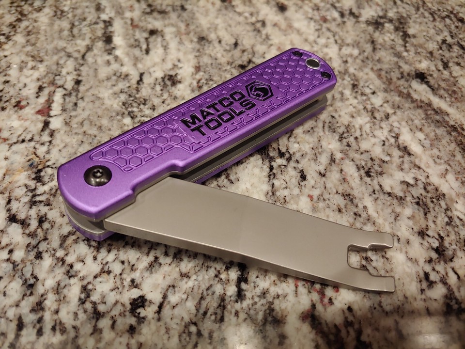 Matco Tools EVERYDAY CARRY FOLDING CLIP LIFTER W/ ALUMINUM HANDLE ...