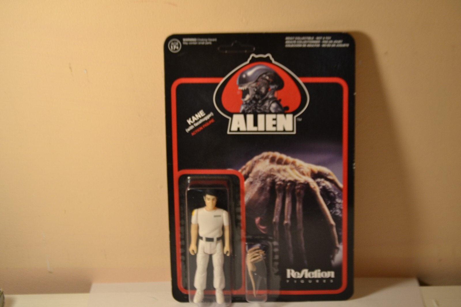 Alien KANE WITH FACEHUGGER 2014 Funko - ReAction 3.75 Inch Action ...