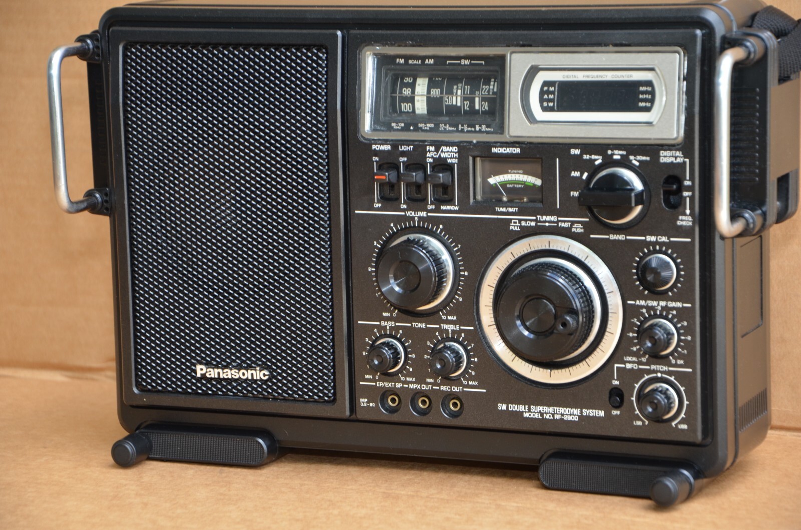 Panasonic Rf-2900 Shortwave Radio Receiver Working and for sale online ...