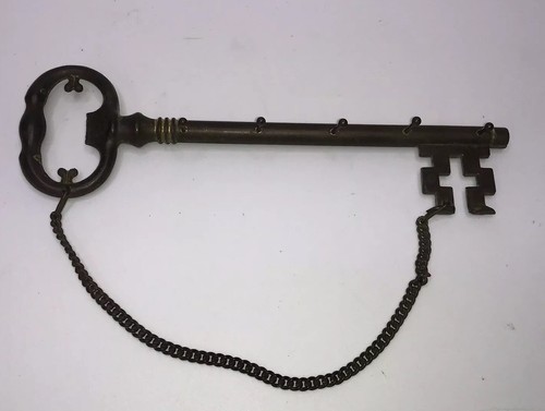 VTG Brass Skeleton Key / Key Holder Chain Hanger - Made In Italy 8.5 ...