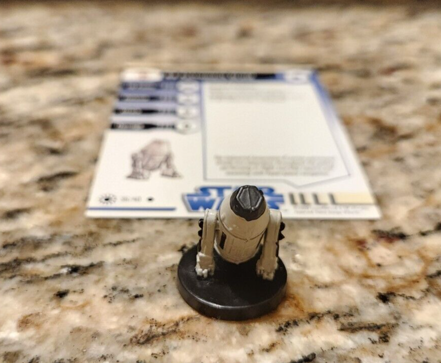 WOTC Star Wars Miniatures - R4 Astromech Droid #36 w/ Card | eBay