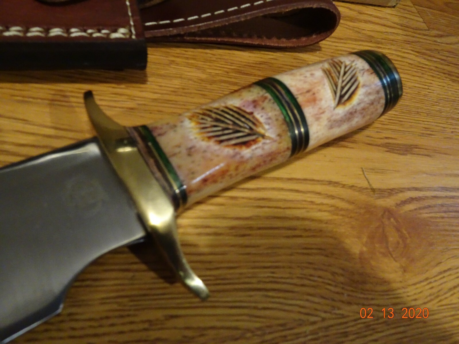 16 1/2" O.A. CHIPAWAY TECUM SEH BOWIE HAND CARVED ARTWORK HANDLE 440HC ...