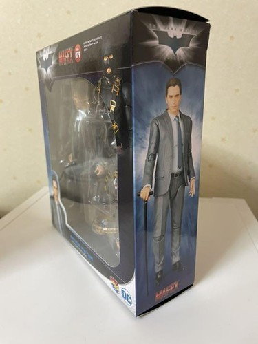 MAFEX 079 Bruce Wayne The Dark Knight Trilogy Ver. Action Figure ...