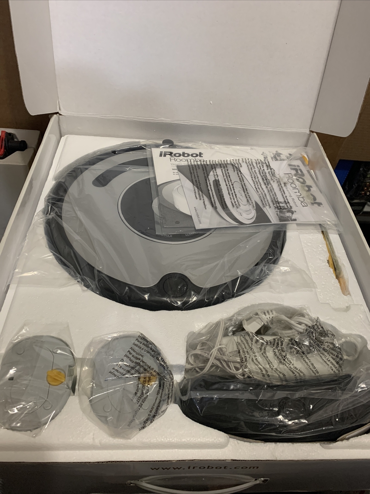 iRobot+Roomba+Vacuum+Cleaners+560 for sale online | eBay