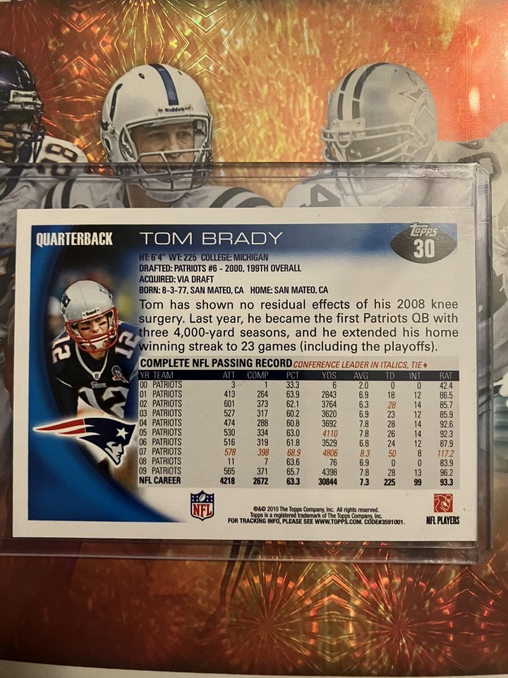 2010 TOM BRADY Topps NFL Football Card #30 New England Patriots HOF ...