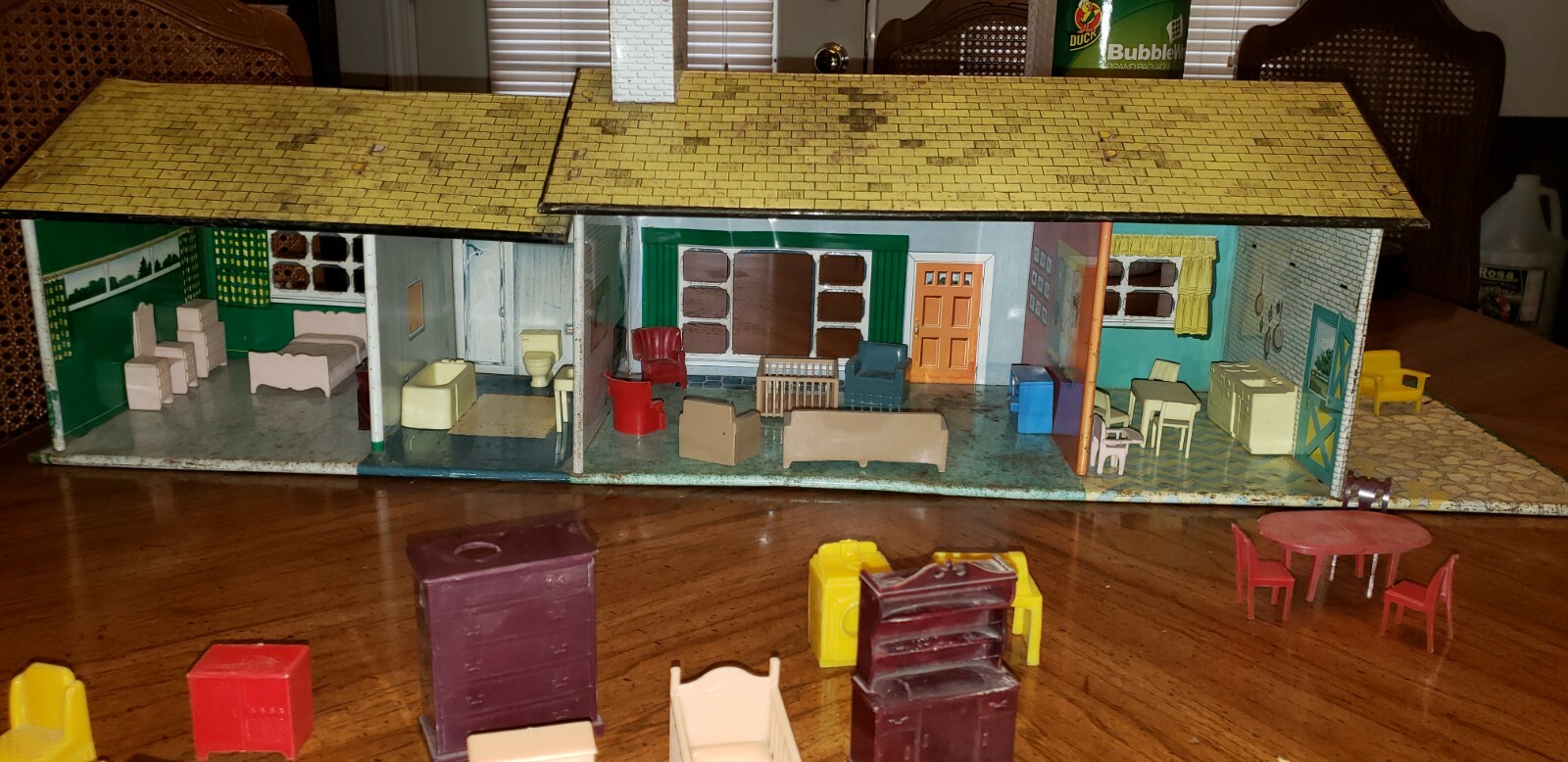 Marx 1950’s tin litho dollhouse tiny bits of rust at metal connectors ...
