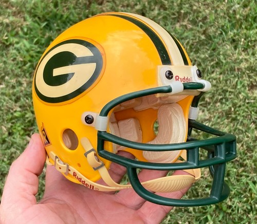 1995 Green Bay Packers Riddell Mini Helmet NFL Yellow Green 3 5/8" w ...