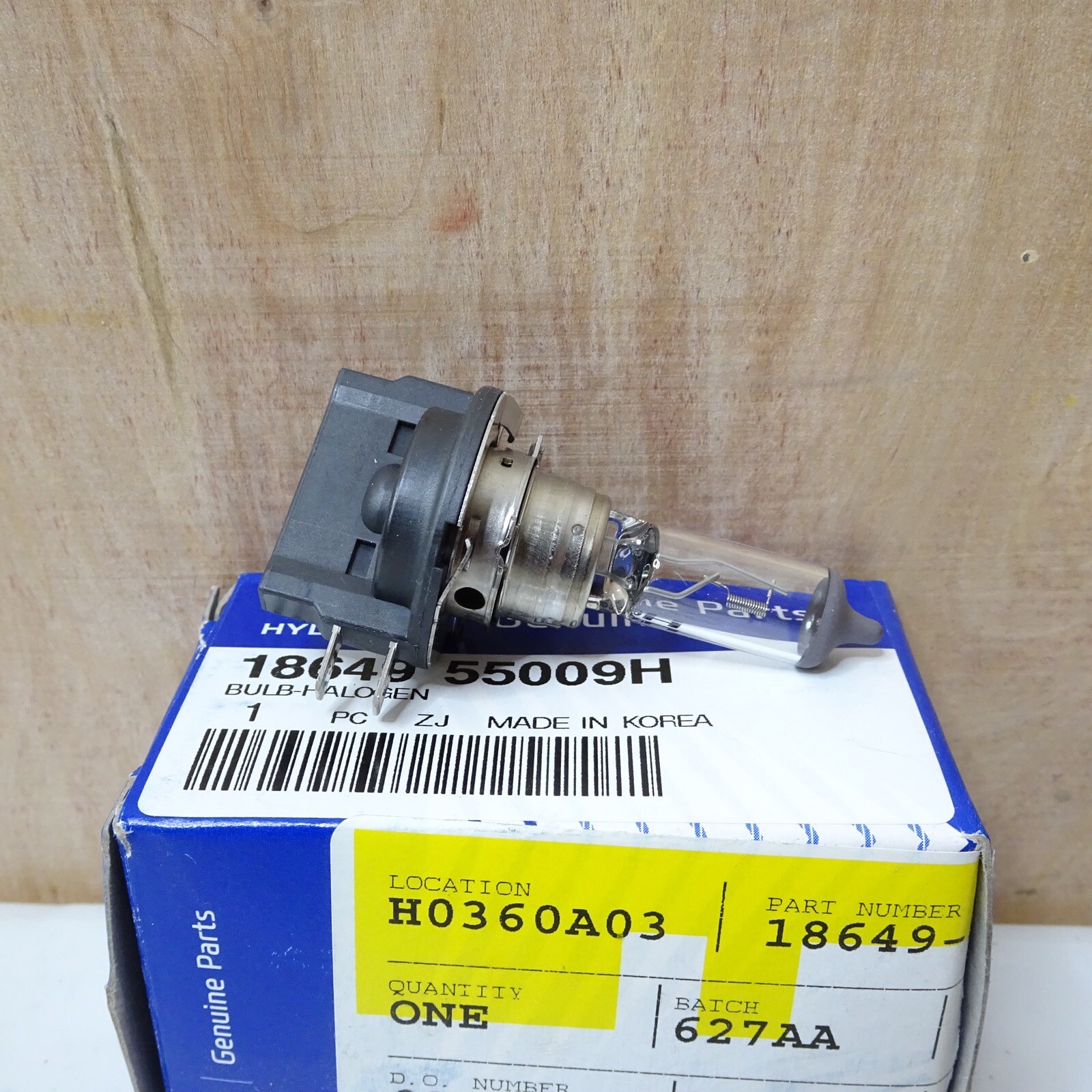 Genuine OEM Hyundai Kia Headlight Bulb H11B 55W 18649-55009H | eBay