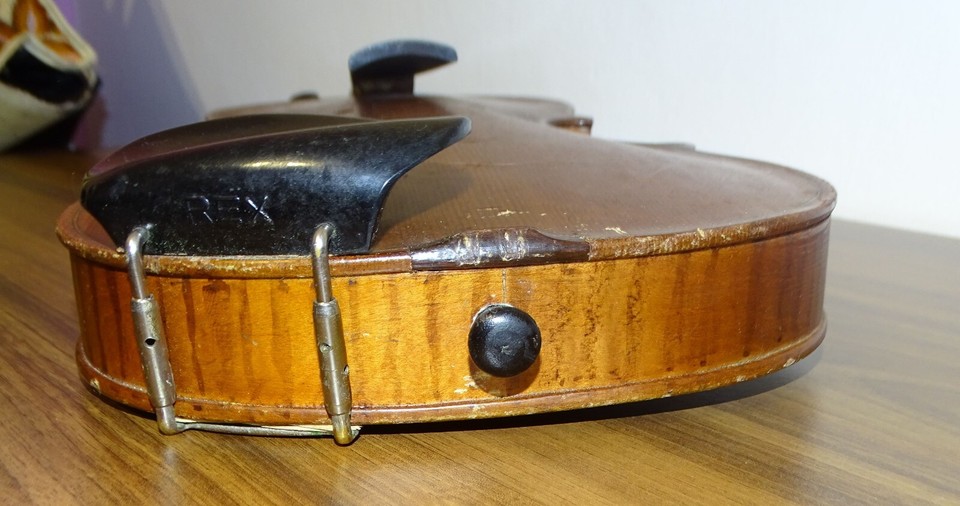ATTIC FOUNDING OLD CHILDREN'S VIOLIN (Nr. 372) - for renovation | eBay