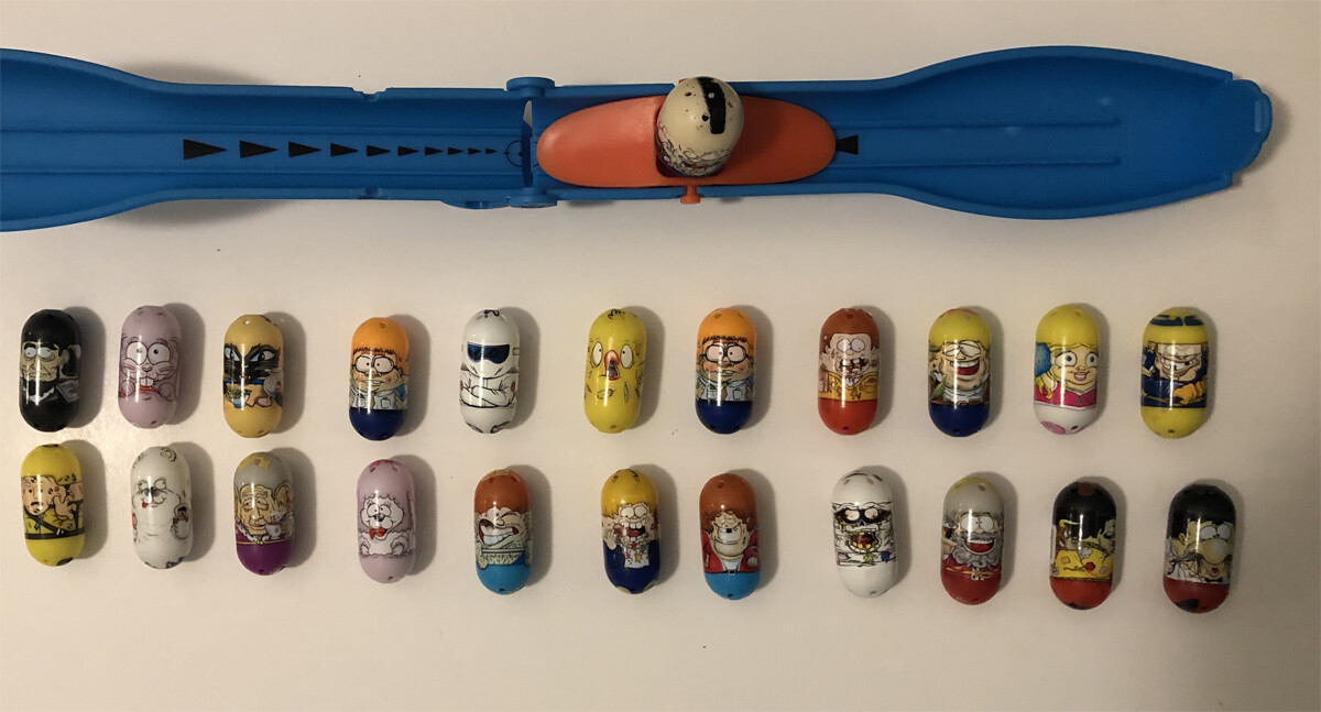 2010 Mighty Beanz - Lot of 23 plus Mighty Beanz Blue Flip Track Shooter ...
