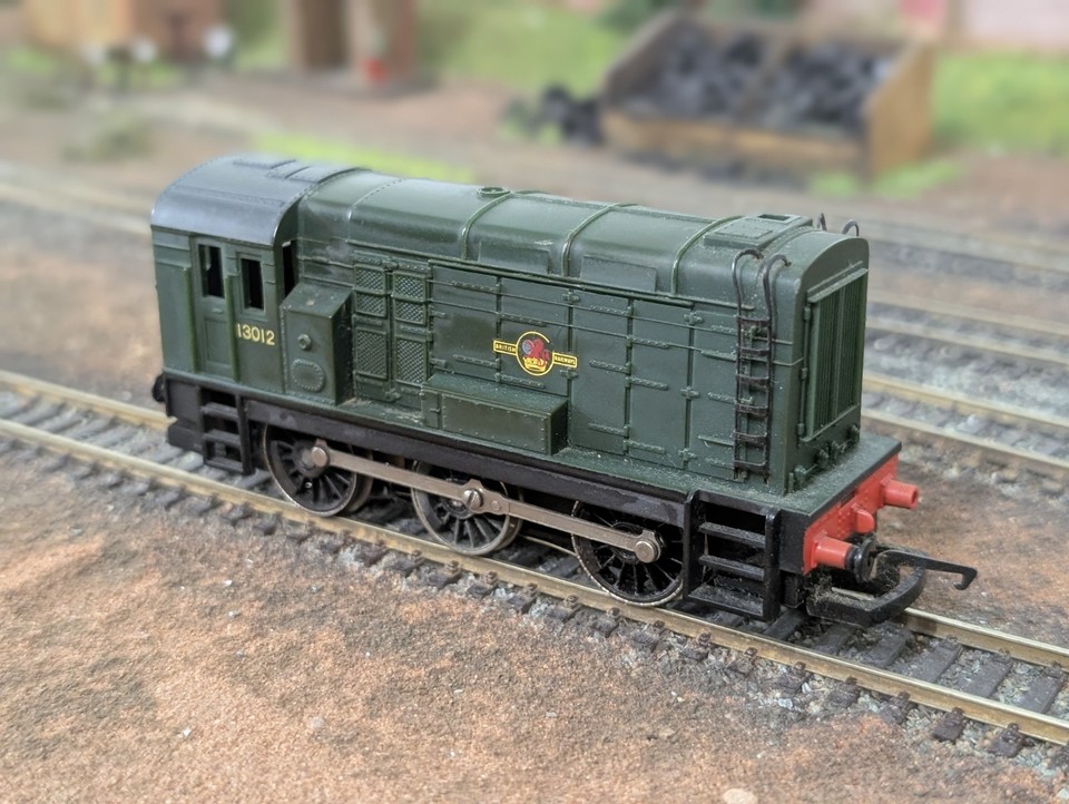 Hornby R156 Class 08 Shunter 13012 in BR Green OO Gauge | eBay UK