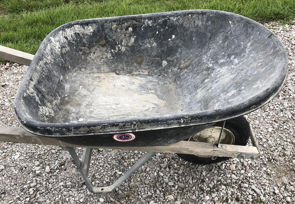 Agri-Fab Single Wheel Poly Wheelbarrow wood handles plastic tub bowl ...