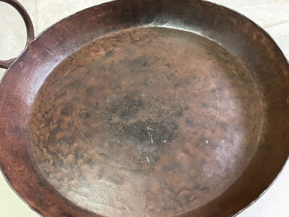 Old Antique Rare Handmade Rustic Iron Wok Kadai Deep Frying Pan ...