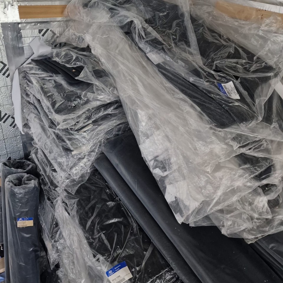 JOBLOT OF GENUINE HYUNDAI CAR MATS, BOOT MATS BRAND NEW | eBay UK