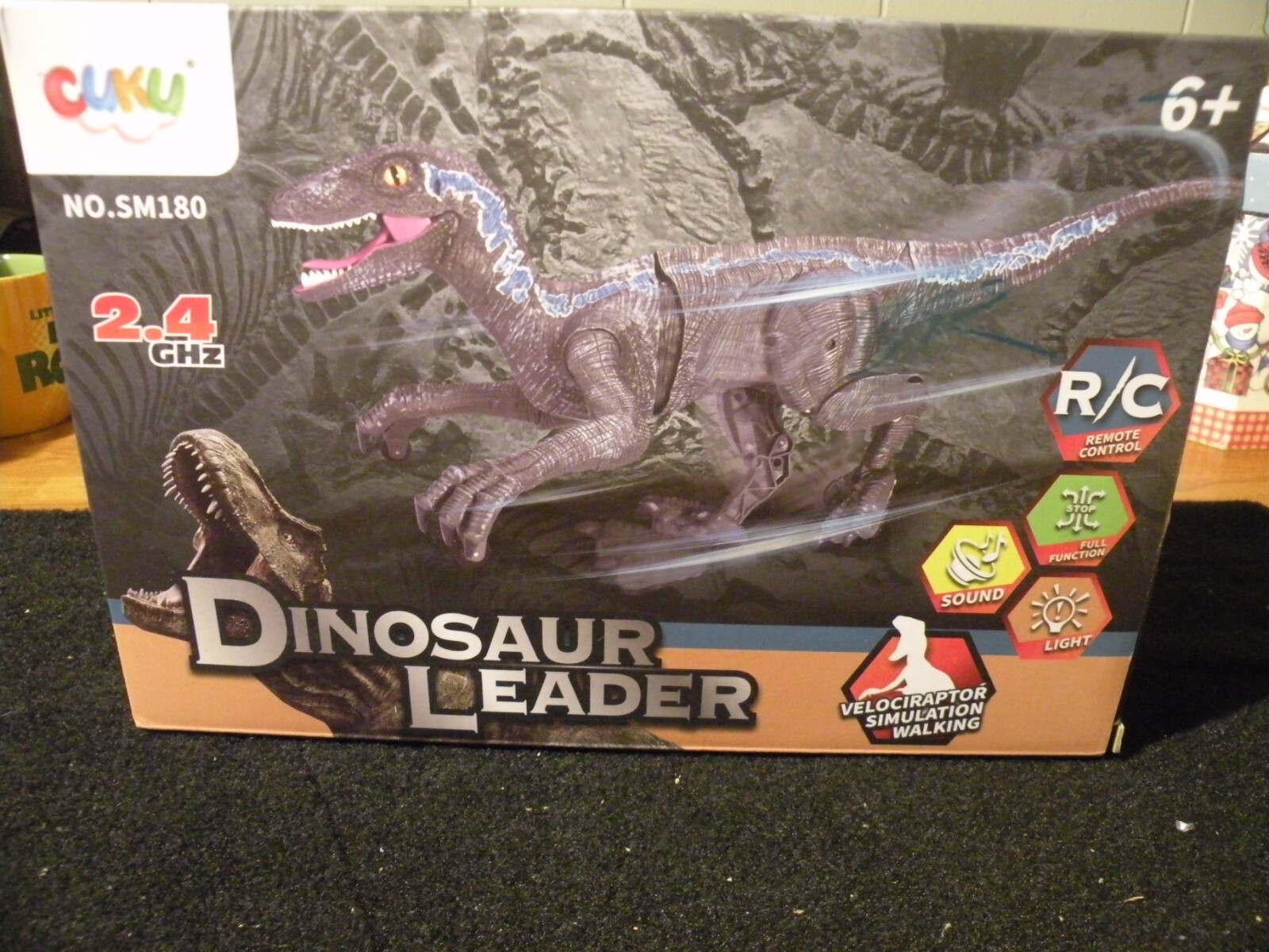 CUKU REMOTE CONTROL DINOSAUR LEADER VELOCIRAPTOR NEW IN BOX | eBay