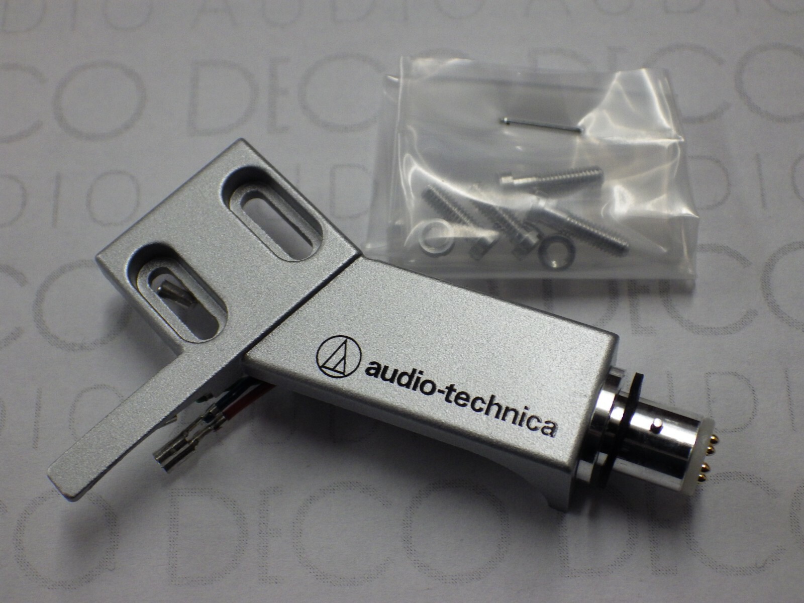 Audio Technica AT-HS4SV Silver Angled Headshell For Straight Tonearms ...