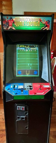 QUARTERBACK ARCADE MACHINE by LELAND 1987 (Great Condition) Pickups ...