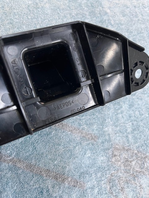 7682760040 Genuine Toyota Retainer Back Door Garnish No.2 76827-60040 ...