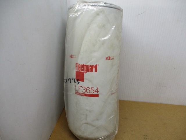 Genuine Fleetguard Part # LF17502 - Lube Oil Filter for sale online | eBay