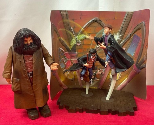 Vintage 2000 Harry Potter Catching Flying Key Diorama & Hagrid Figure 8 ...