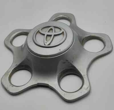 01-07 OEM TOYOTA HIGHLANDER Wheel Center Cap CAP 2071 Silver | eBay