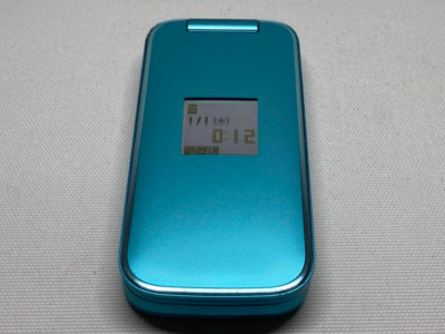 Fujitsu docomo F-01G Blue Raku-Raku Phone Basic 4 Japanese Flip Phone ...