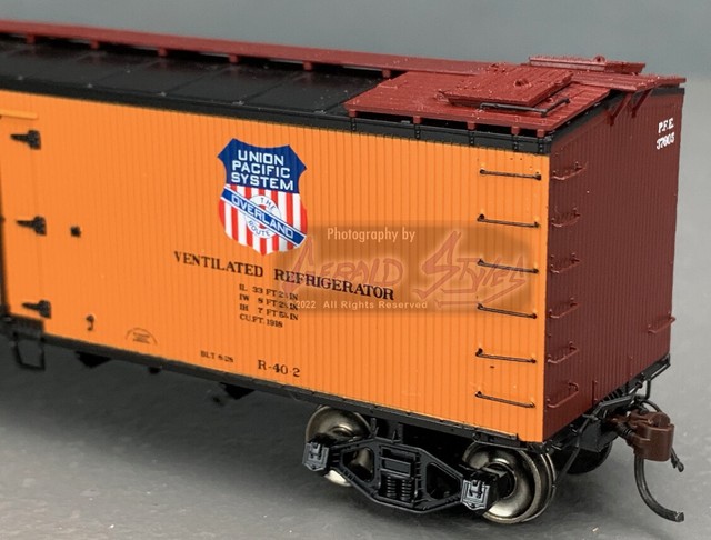 MTH Trains 80-90001e Pacific Fruit Express R40-2 Reefer Car No 37605 HO ...
