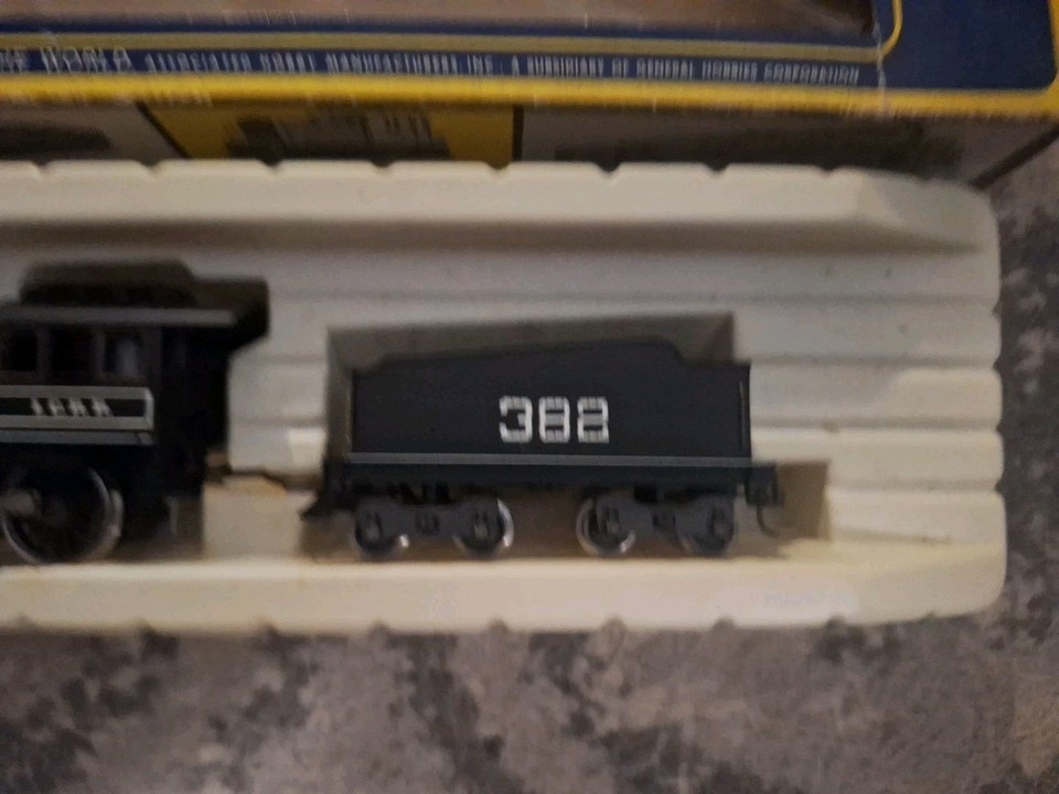 AHM HO 4-6-0 ICRR Illinois Central Casey Jones Loco & Tender 382 NIB | eBay