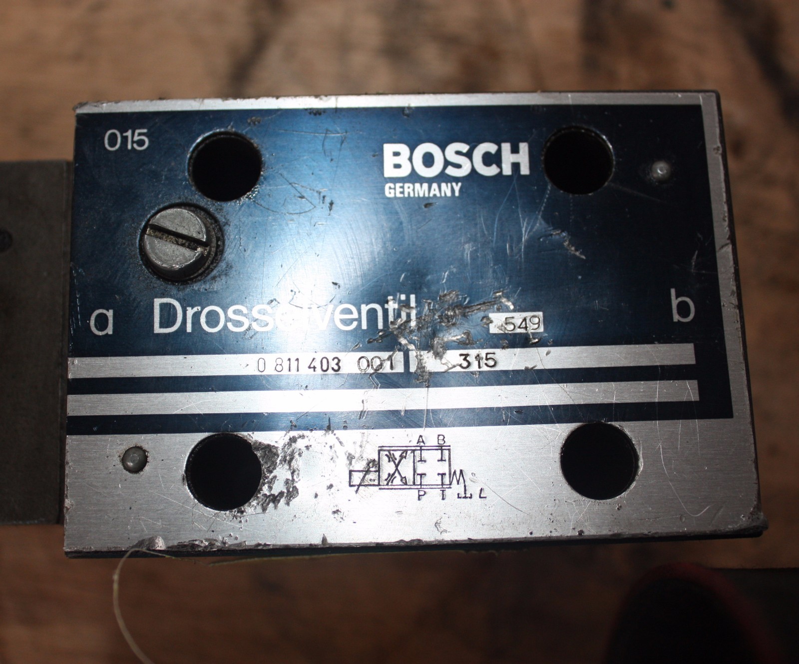 Bosch 0 811 403 001 Solenoid Operated Directional Control Valve ...