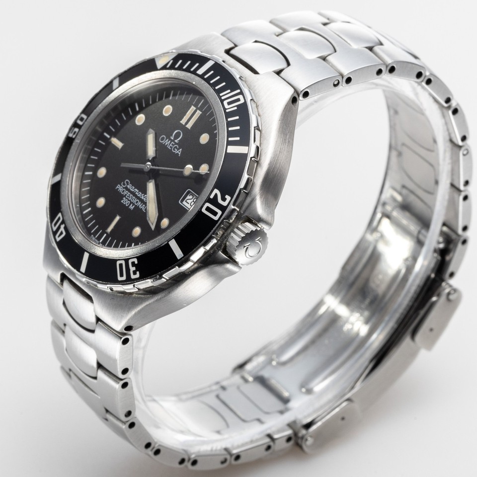 Omega Seamaster 200m Pre-Bond Men Quartz Black Vintage Watch Date 36 mm ...