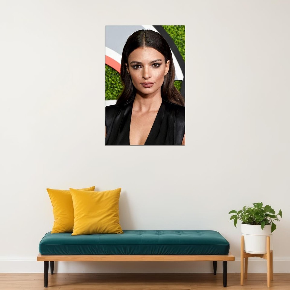 611328 Emily Ratajkowski Celebrity Actor Model Wall Print Poster | eBay