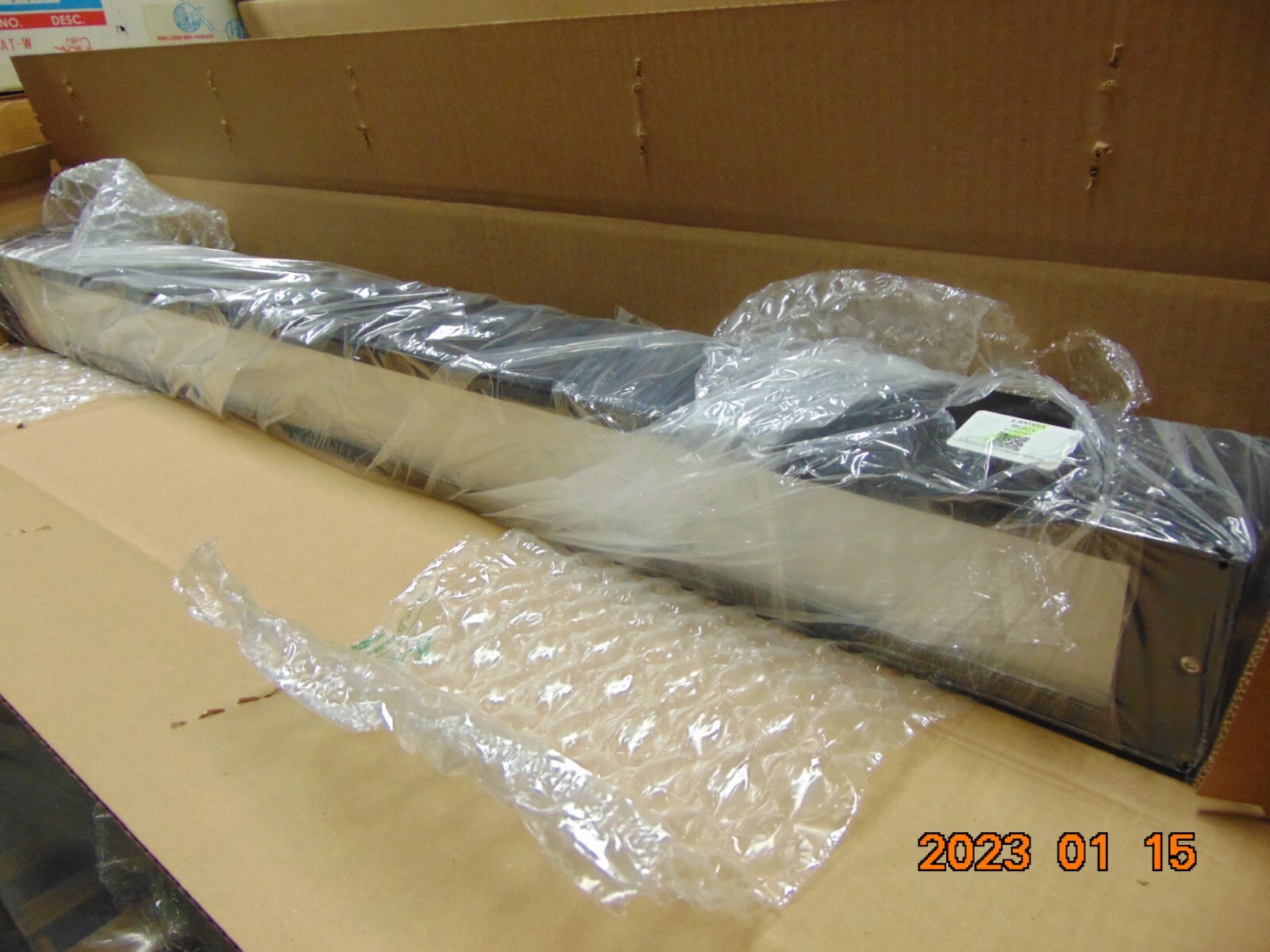 NEW Lumenwerx 4' VIAWET S/4/LED Light Fixture 22W | eBay