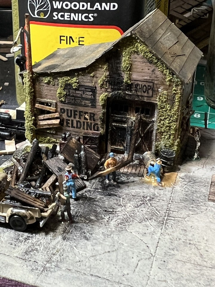 Custom N scale Jeffries Point Puffers Diorama custo wharf and docks ...