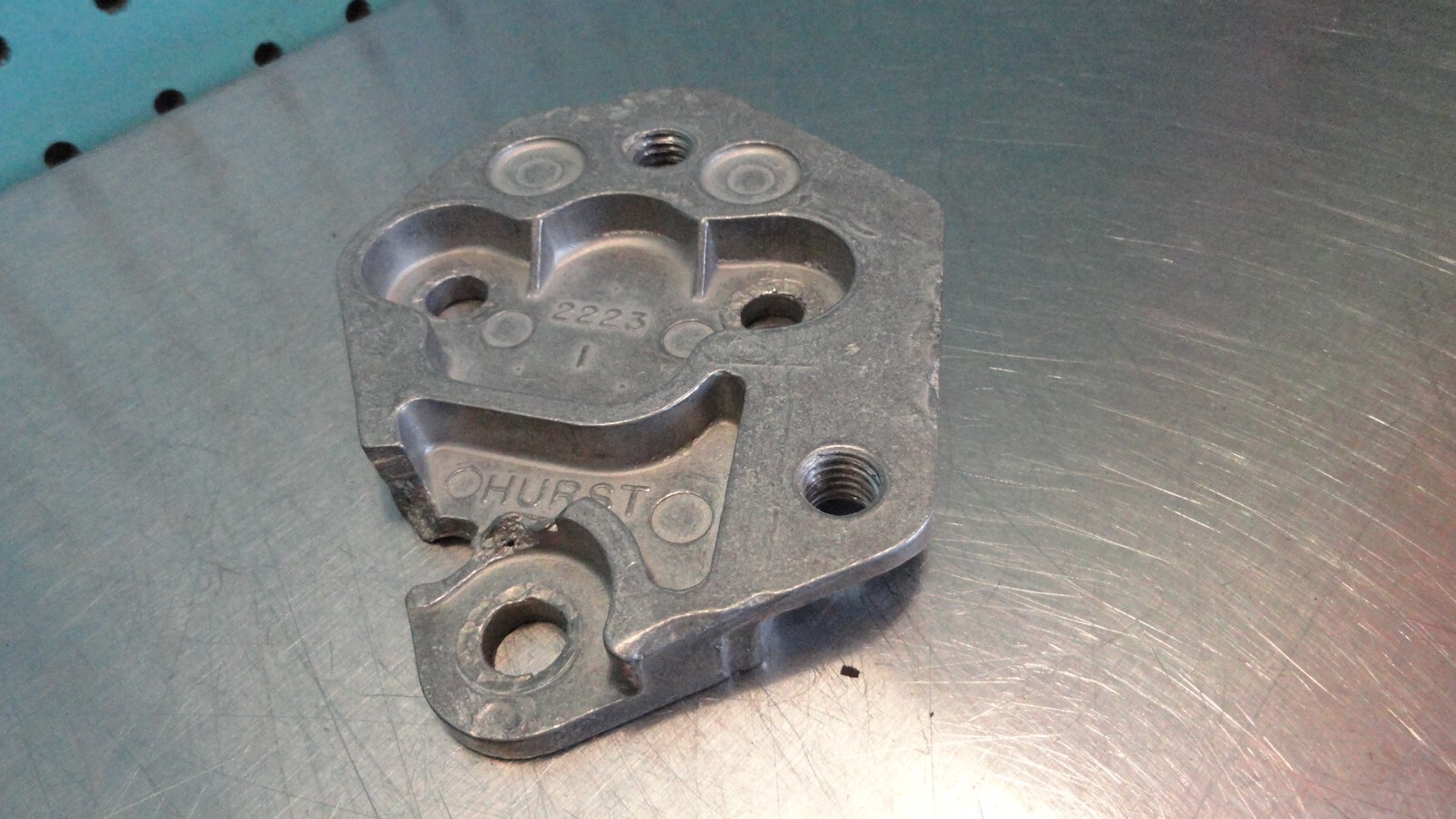 Hurst Muncie T10 4 Speed Shifter Bracket 2223 for sale online | eBay