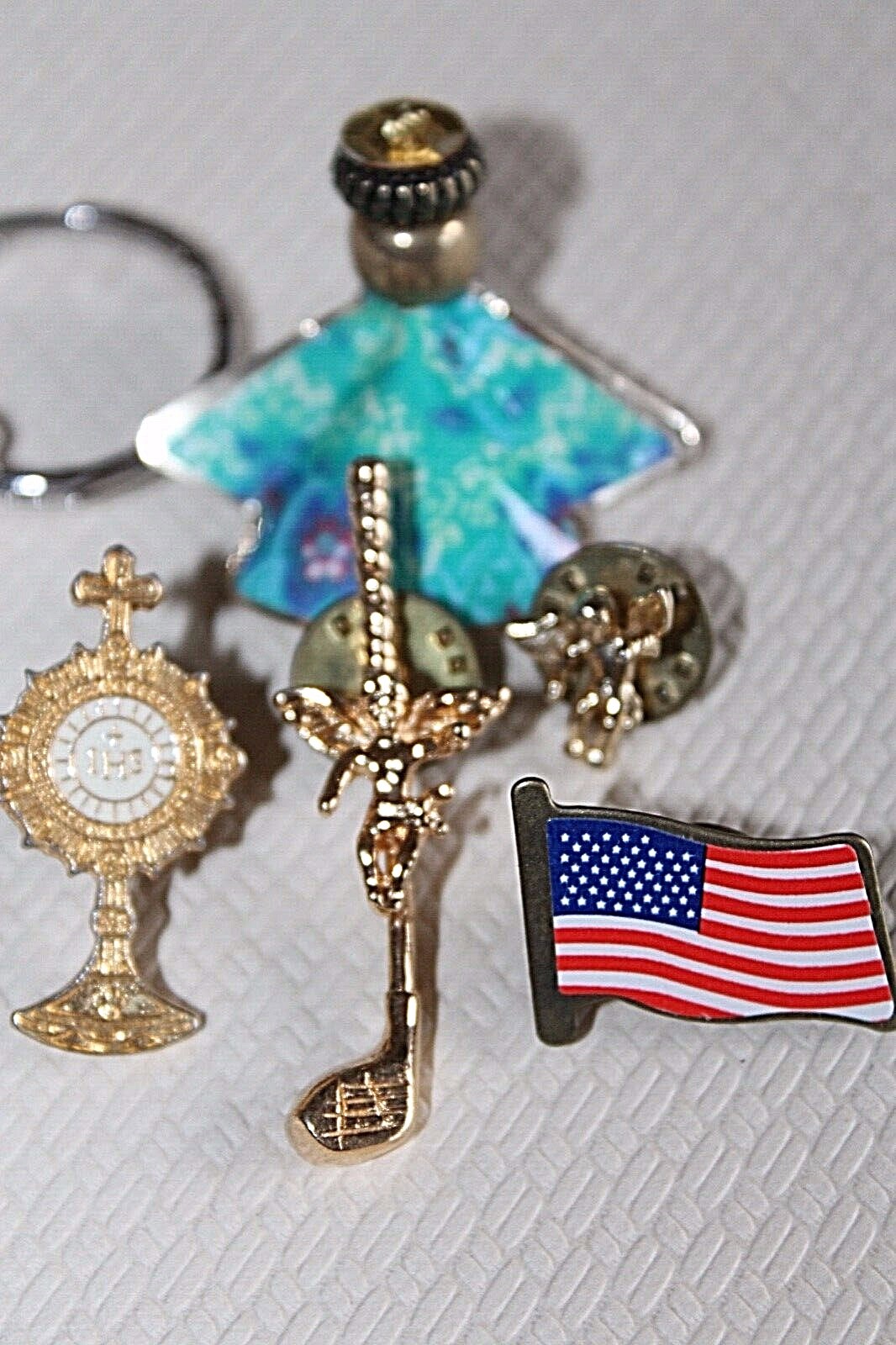Vintage LOT 6 lapel pins key ring religious patriotic… - Gem
