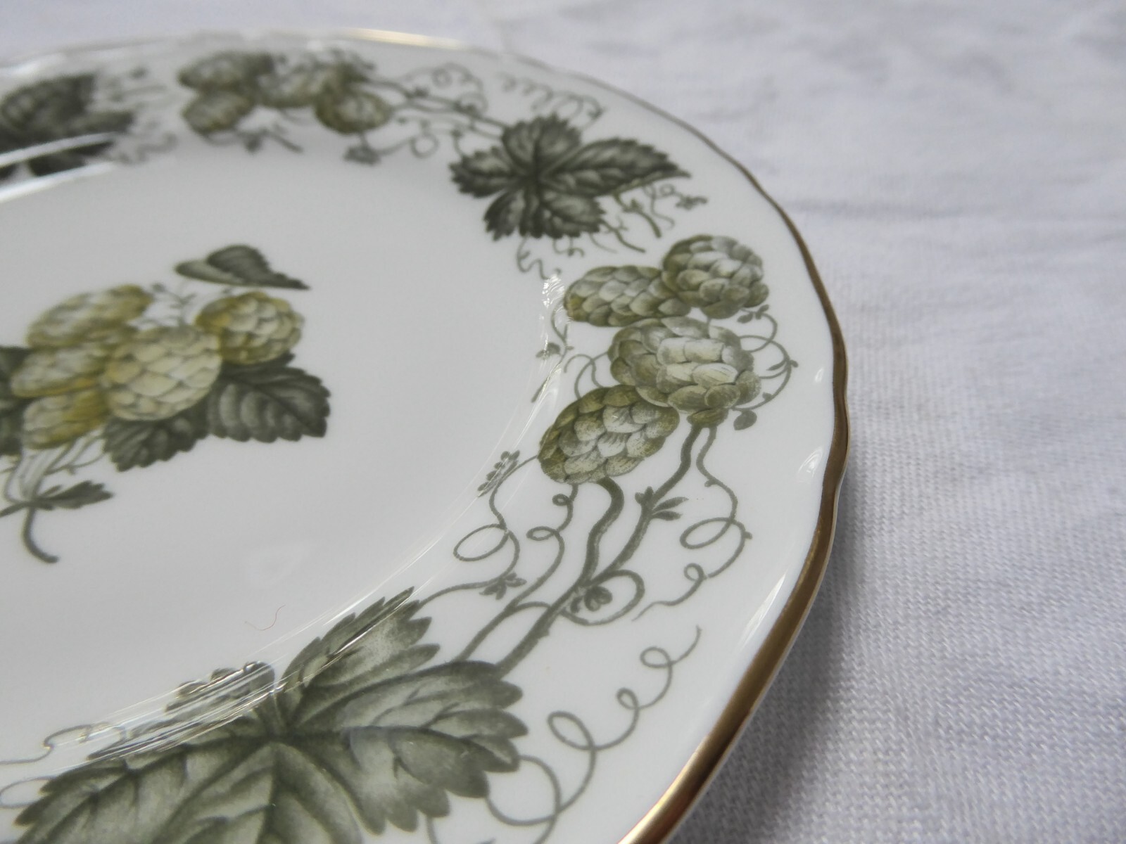 Royal Worcester The Worcester Hop Mathon Side Plates Vintage Fine Bone ...