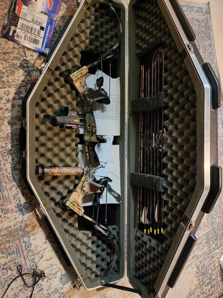 skb bow case plus oneida eagle bow plus holo graphic sight Draw Length ...