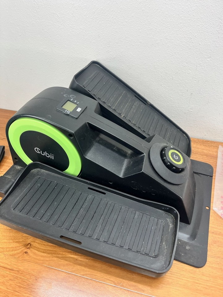 Cubii Compact Seated Elliptical Under Desk Fitness Bike Pedal Green | eBay